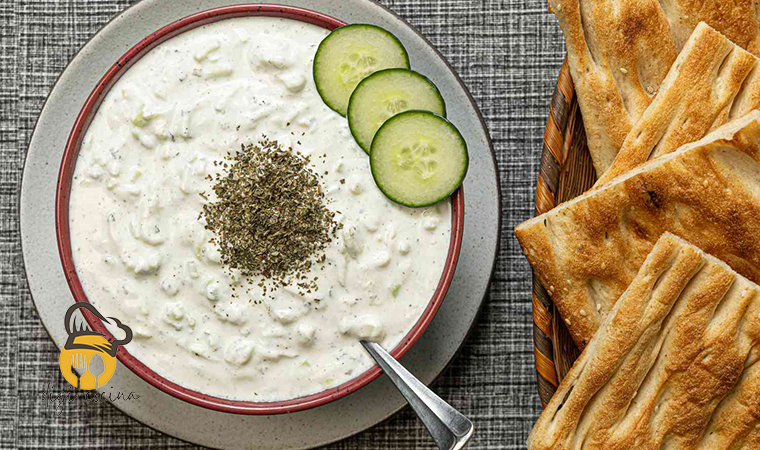 Receta Mast-o-khiar; Prepare pepino y yogur persa en 20 minutos | digi ...